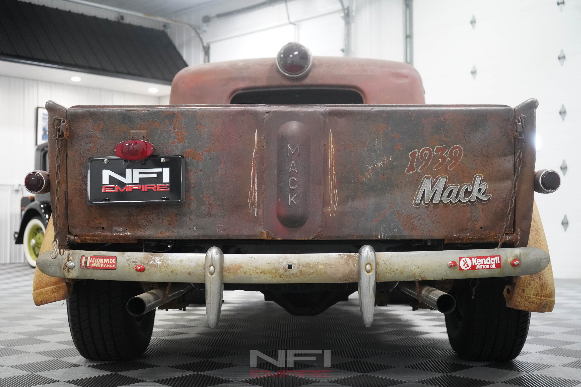 Rat Rod Mack Truck