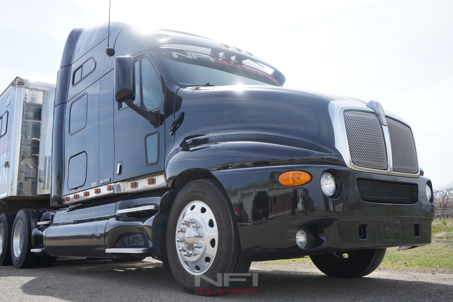 Kenworth T2000