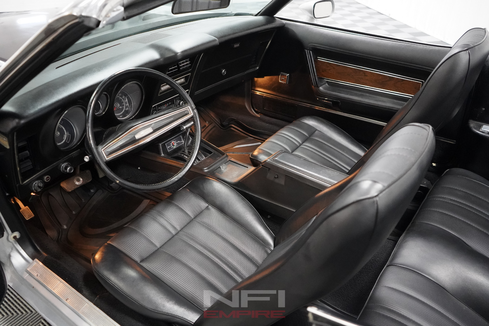 1973 mustang interior store