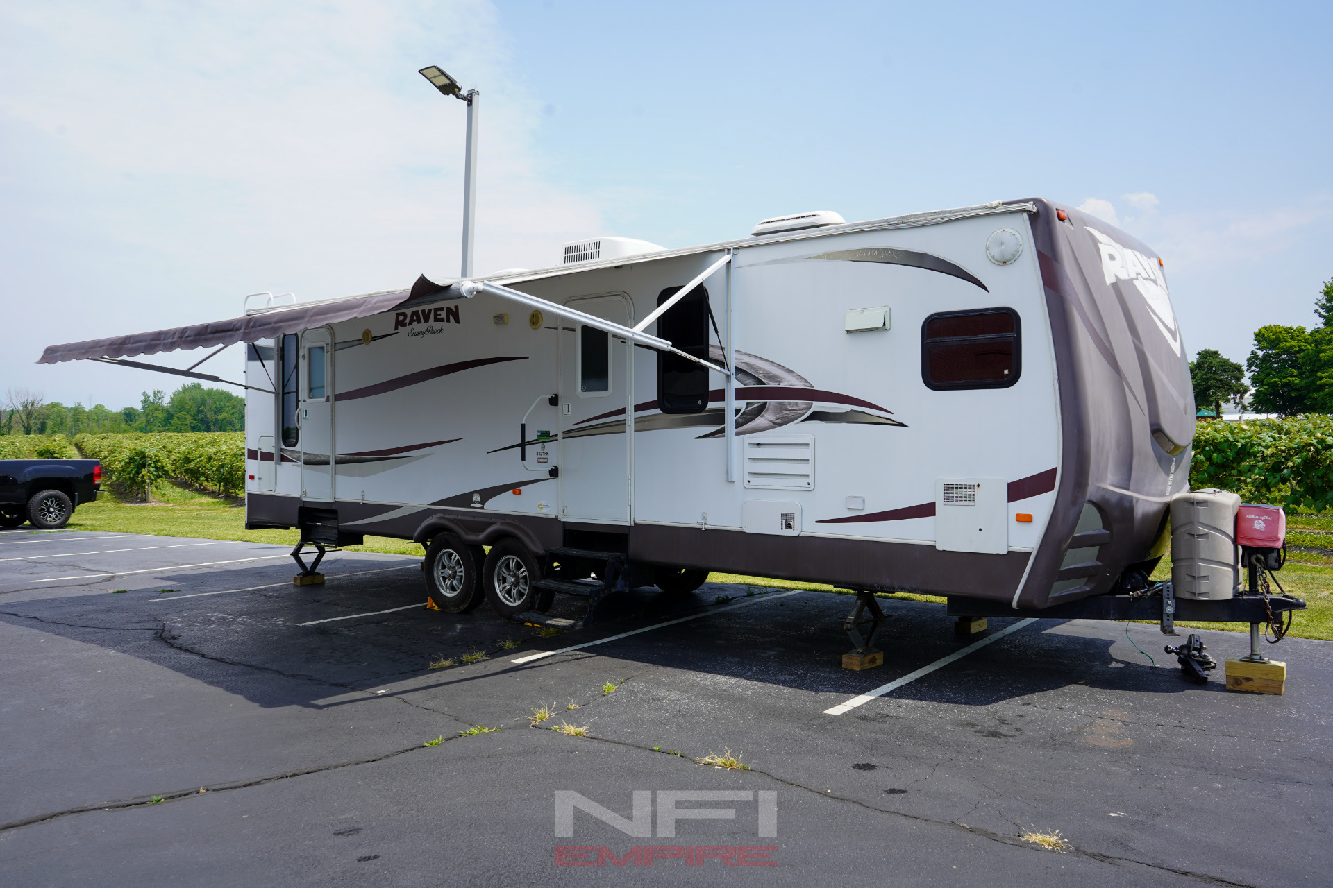 Used 2013 WINNEBAGO SUNNY BROOK RAVEN For Sale (Sold) | NFI Empire ...