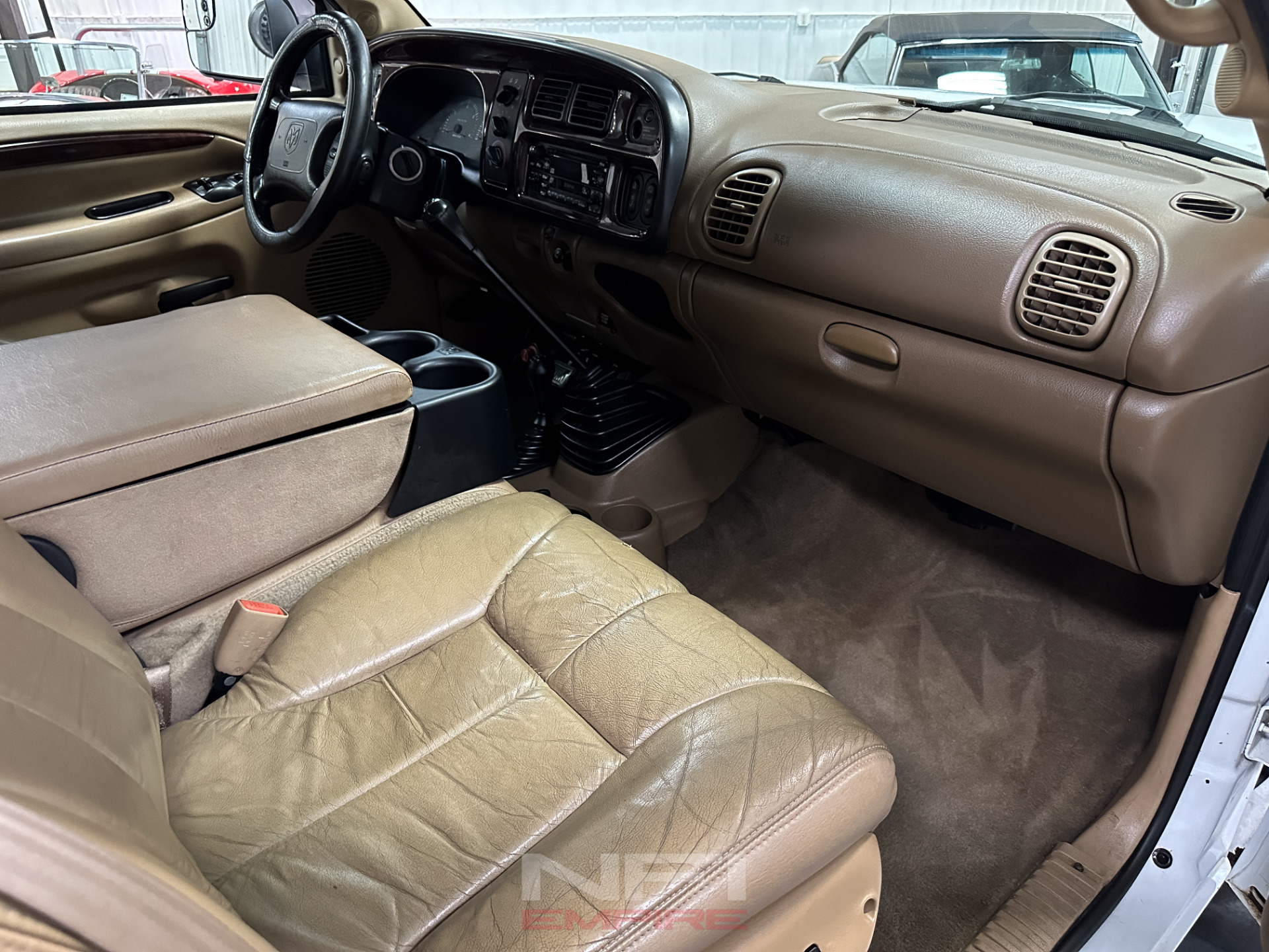 2001 dodge ram interior store